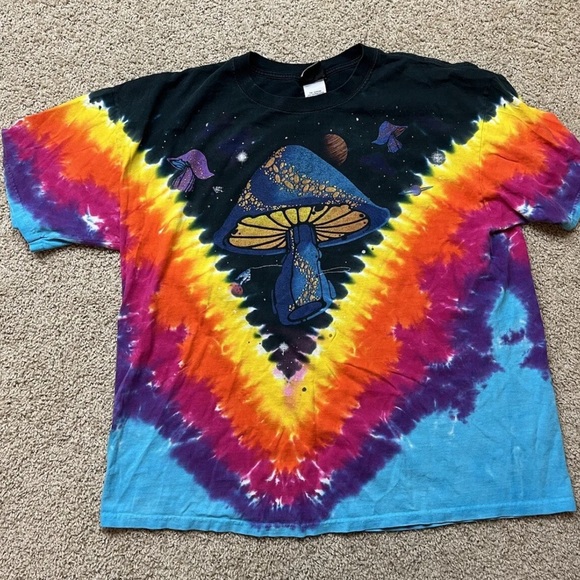 Liquid Blue | Shirts | Vtg 9s Liquid Blue Psychedelic Mushroom Shroom ...